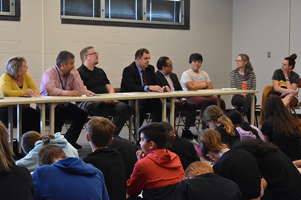 Community leaders participate in panel with Lenihan students | News ...